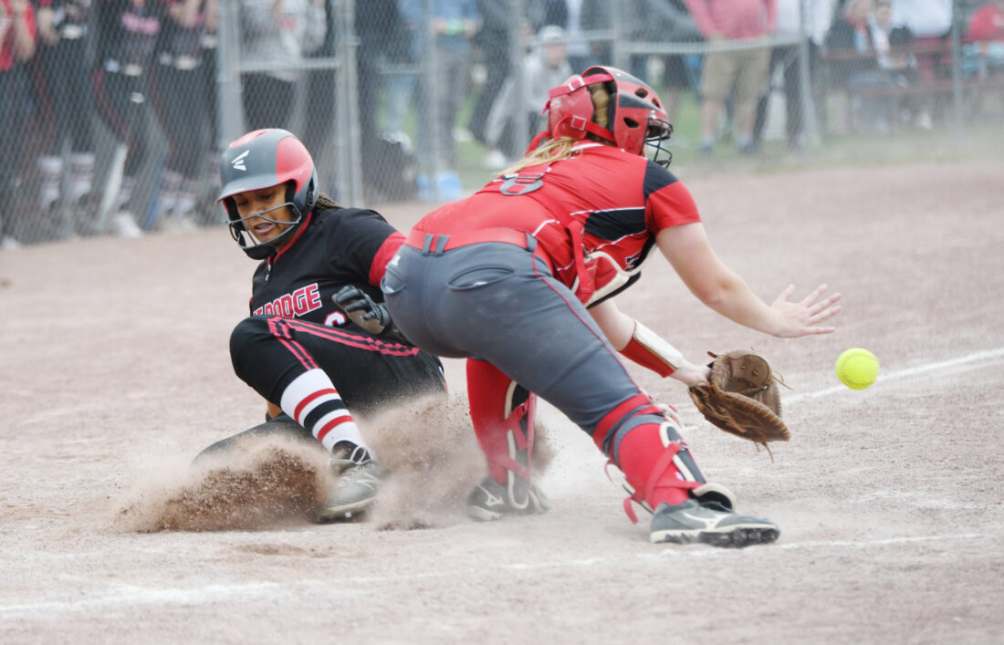 Dodger trio first team all-CIML Iowa | News, Sports, Jobs - Messenger News